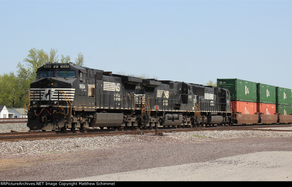 21T HARRISBURG, PA - KANSAS CITY, MO